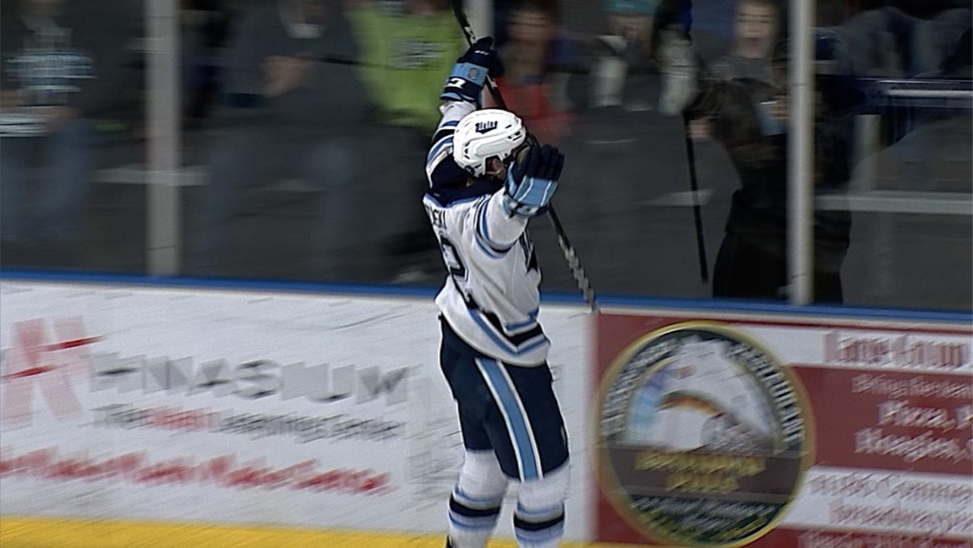 BLAINE STUDENT NAMED USA TODAY’S HOCKEY PLAYER OF THE YEAR – North Metro TV